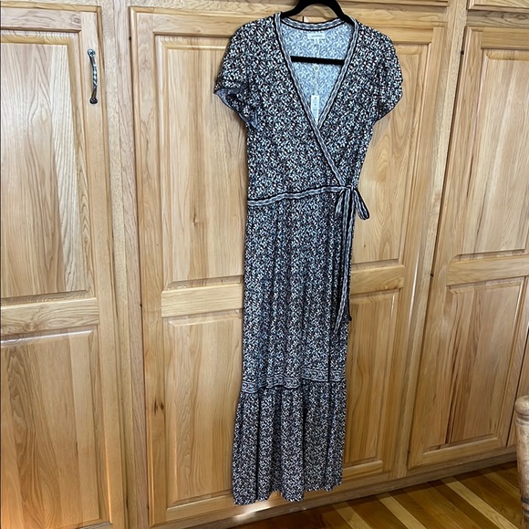 Max Studio | Dresses | Max Studios Blackprint Dress Nwt M | Poshmark